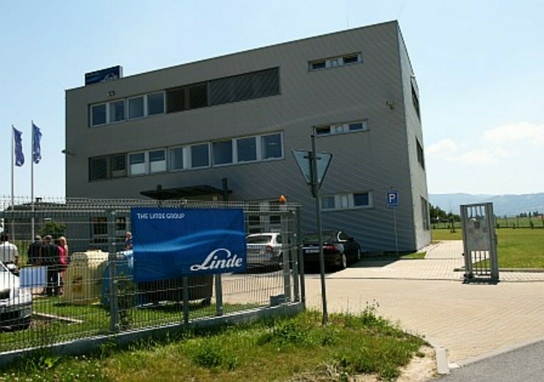 Linde řídí z Třince svá výrobní zařízení ve východní Evropě i Asii | MM ...