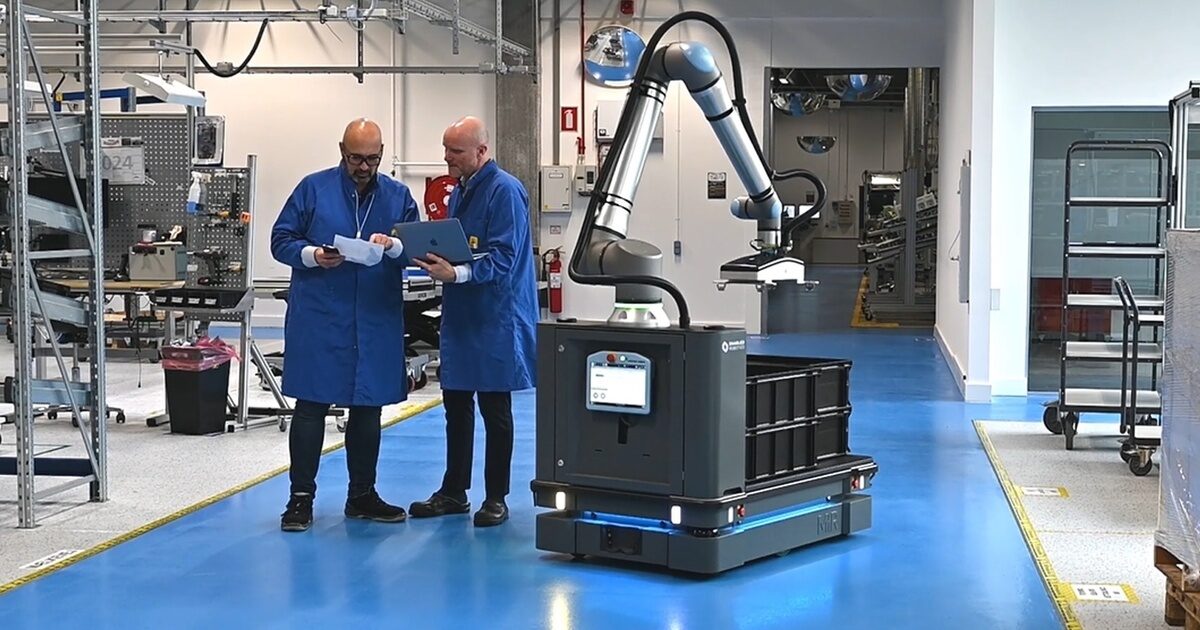 Mobilní robot s ramenem pro velké zatížení | MM Průmyslové spektrum